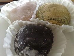 Local Flavor: Old-School Mochi at Benkyodo | Dining | sfweekly.com