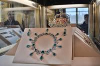 An Undercover Look Inside the World of HIV Bug Chasers and Gift Givers ...