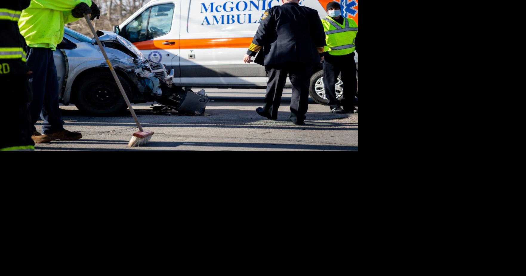 Vehicle accident closes intersection in Farrell | News | sharonherald.com