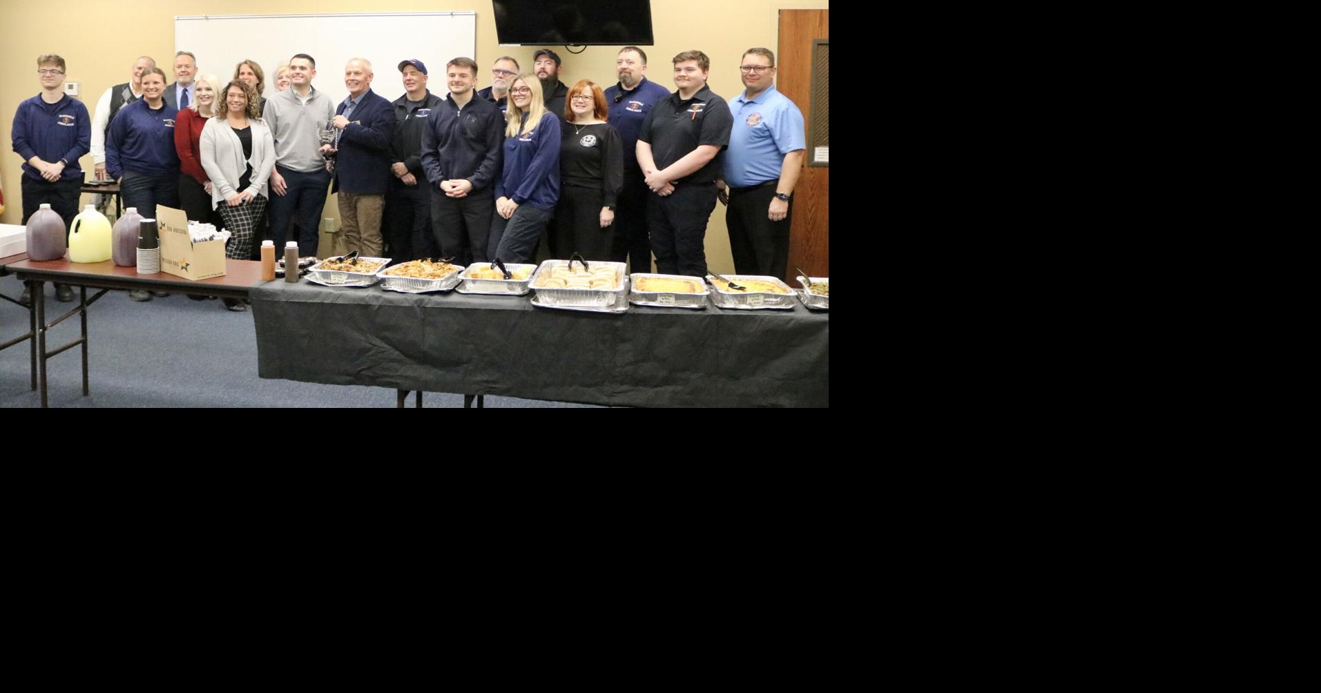 SV Chamber responds with award for 1st responders | News | sharonherald.com