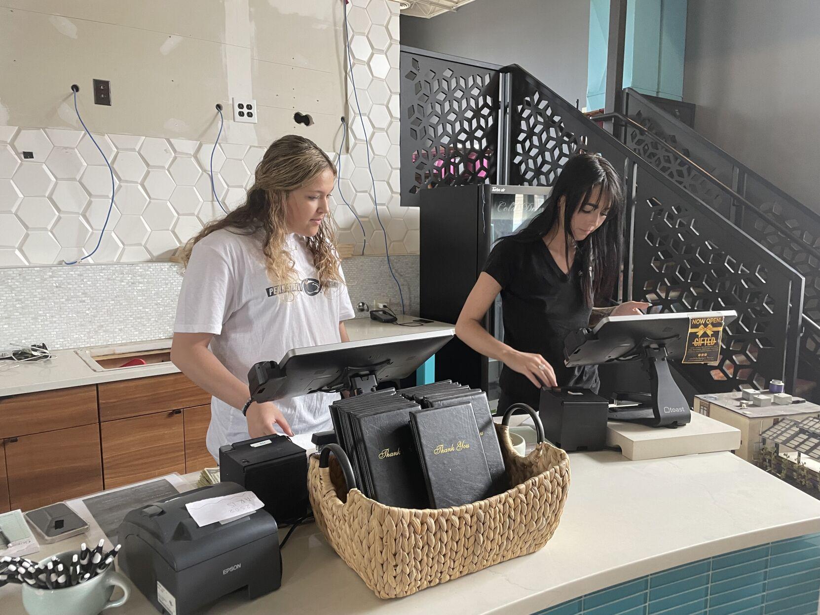 New restaurant in downtown Sharon opened Saturday | News | sharonherald.com