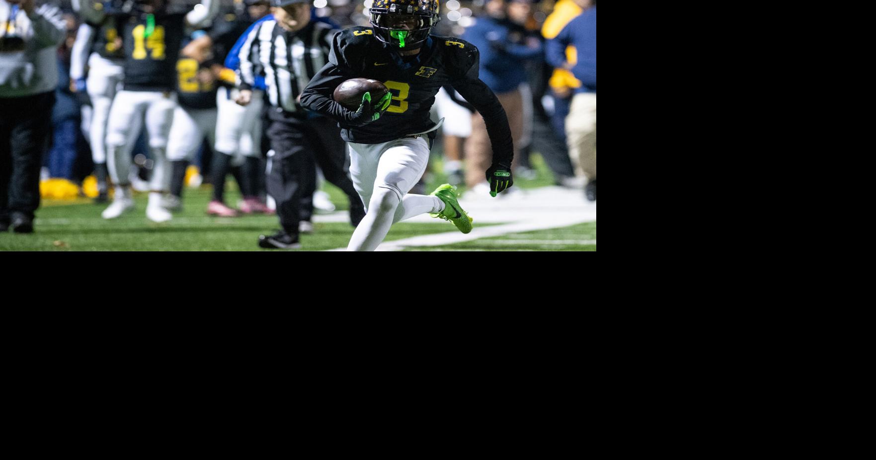 Farrell grabs 48-20 PIAA Class 2A playoff win over Karns City | Sports ...