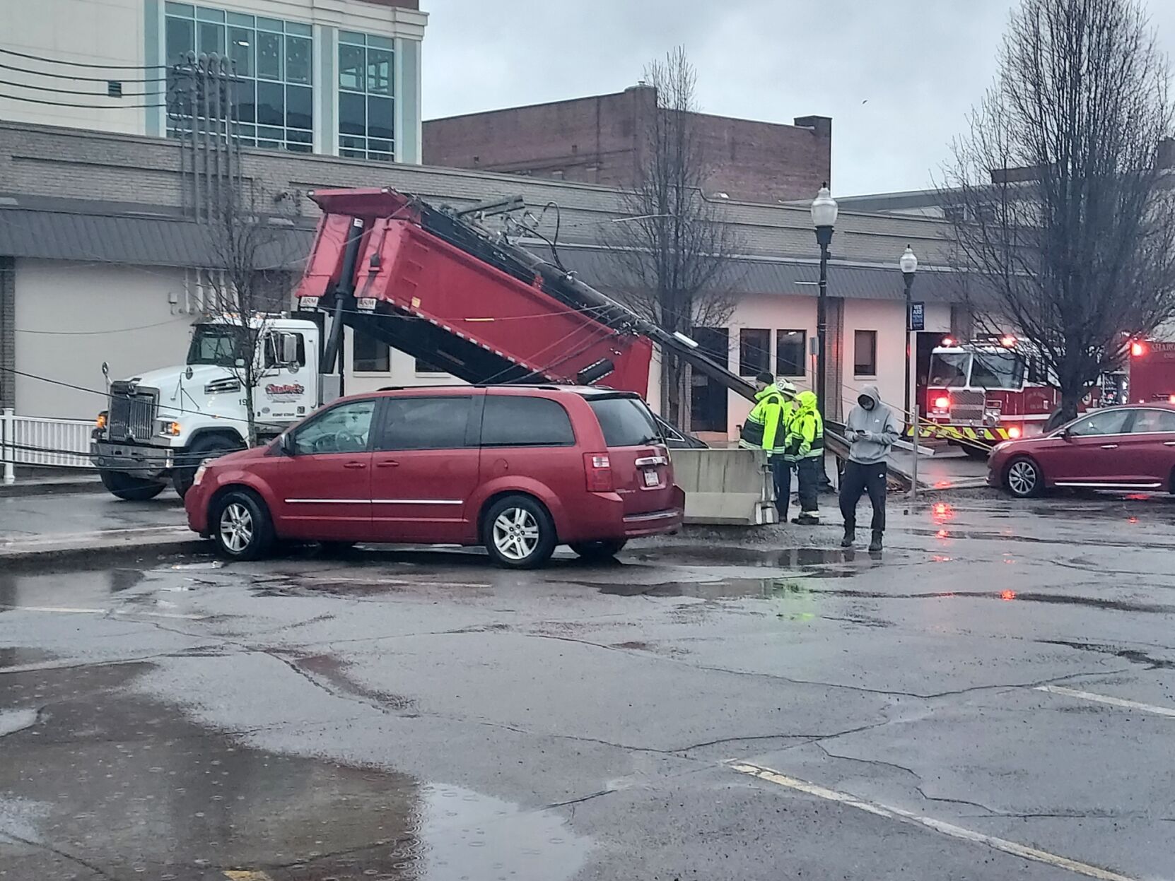 BREAKING: Accident in downtown Sharon leaves hundreds without ...