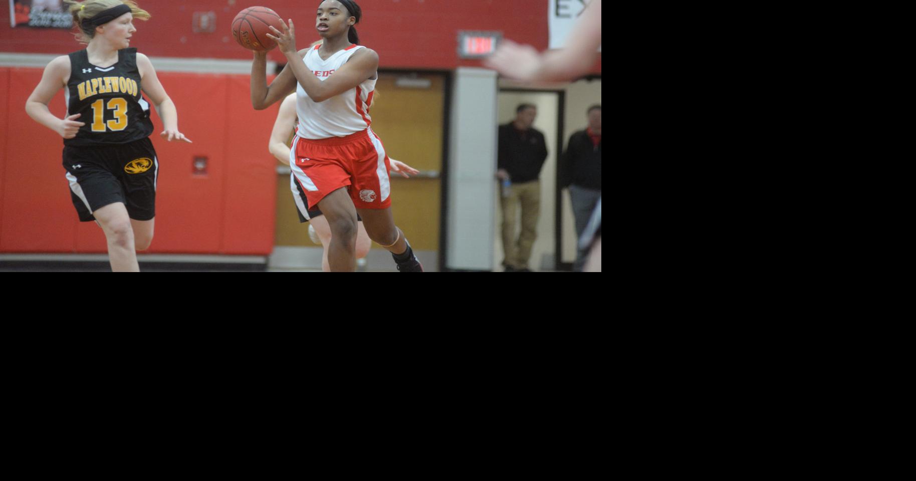 Ms. Reds make history, beat JV to reach Elite 8 | Sports | sharonherald.com