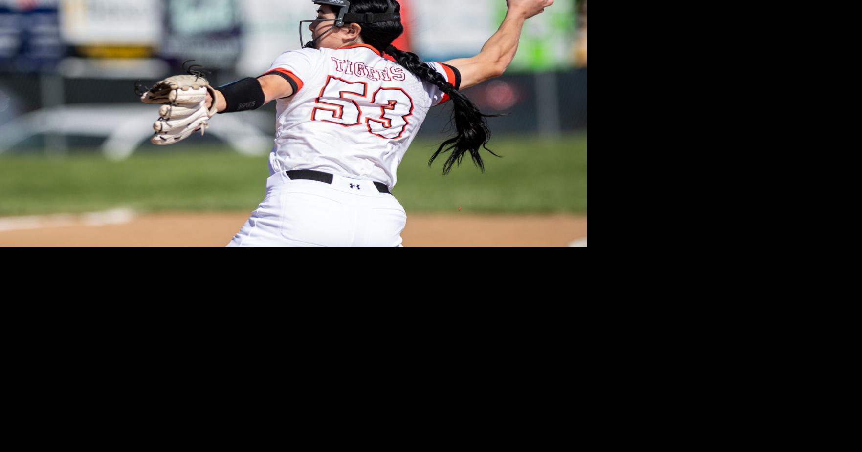 Roundup: Vogan leads Lady Tigers past Slippery Rock; Rockets' baseball ...
