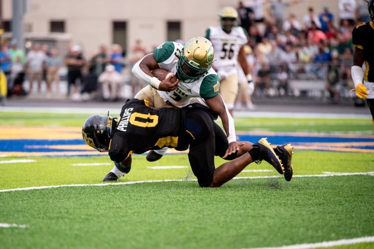 Farrell falls to Ursuline, opens Pegues Sports Complex | Endzone ...