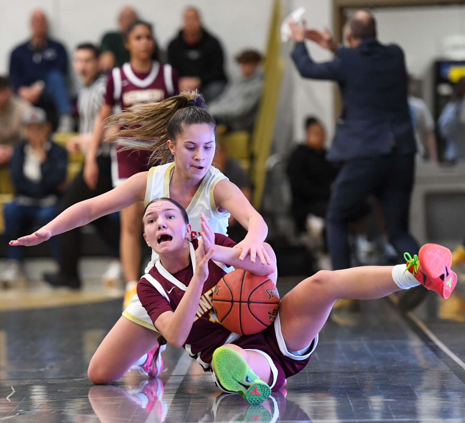 Kennedy Catholic Dominates Bishop McCort 60-35 in PIAA Class 2A ...