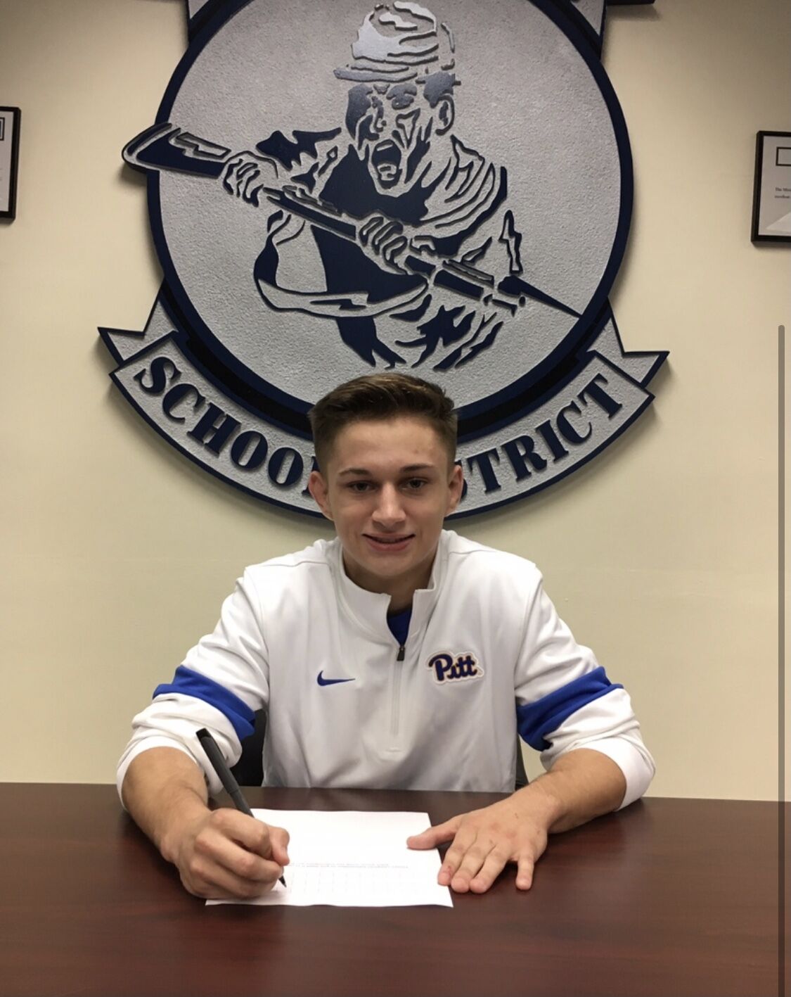 Reynolds' matmen Steen, Berger sign NLIs to Pitt, Clarion | Sports ...