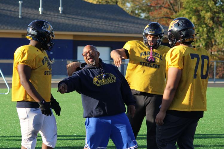 Farrell O-line coming together in twilight of season | Endzone ...