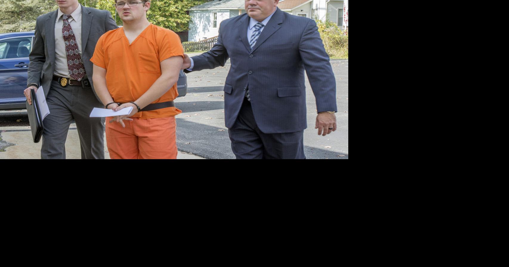 Robbery convicts testify in murder trial: Prosecution plays video of ...