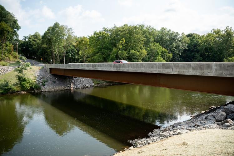New Kelly Road Bridge opens both lanes to traffic | News | sharonherald.com