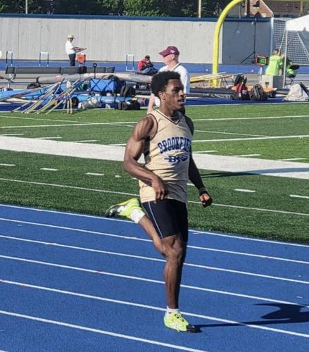 Brookfield's Christian Davis takes third in 400 at state tournament ...