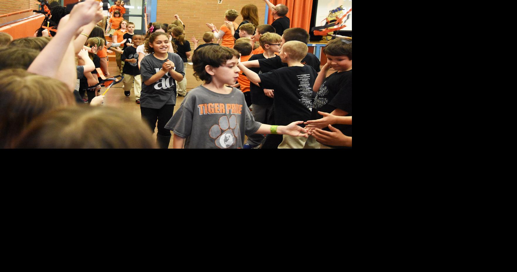 Sharon's West Hill Elementary stages PSSA pep rally | Local News ...