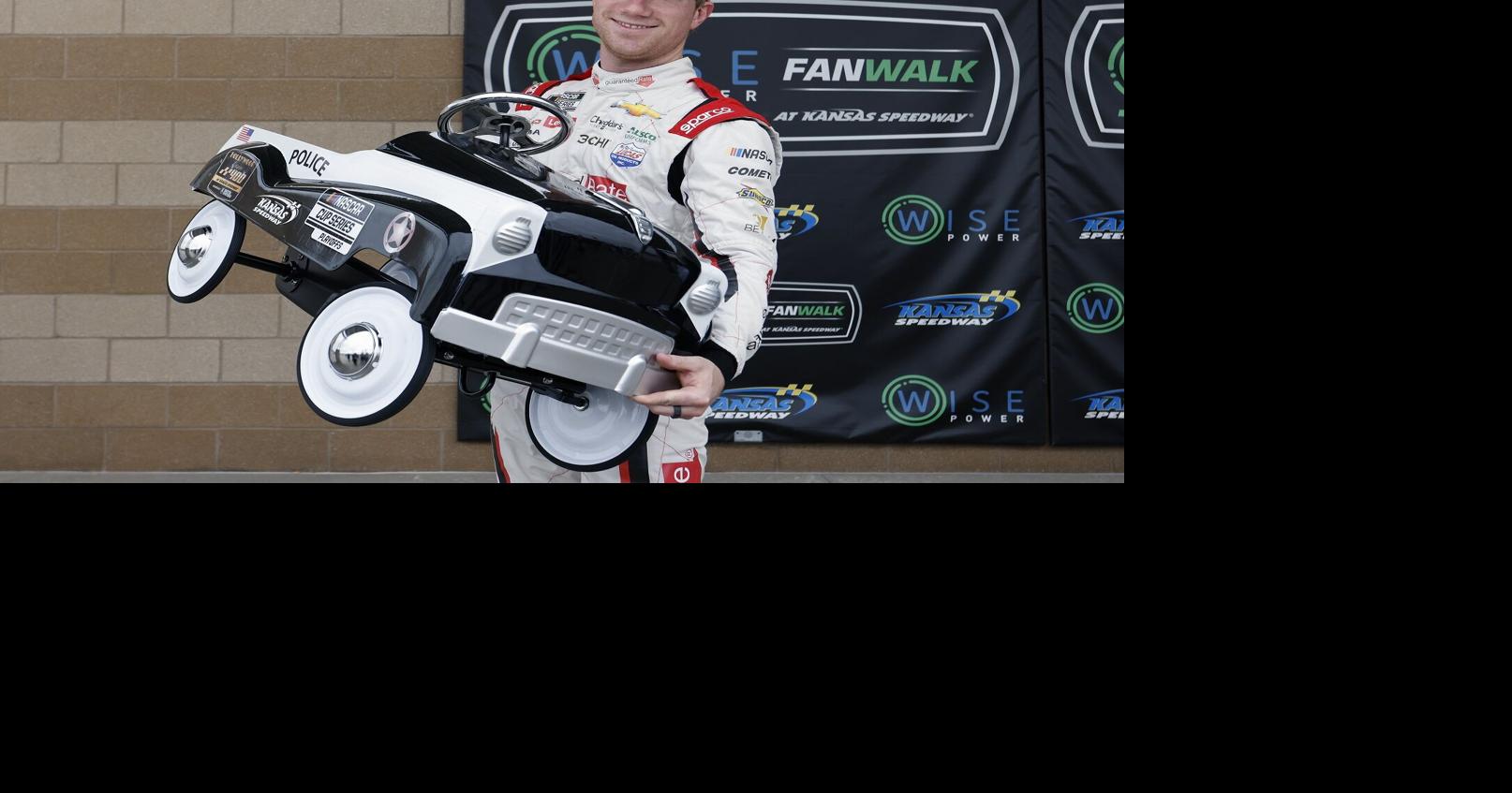 Reddick captures NASCAR Cup playoff pole at Kansas Speedway | Sports ...