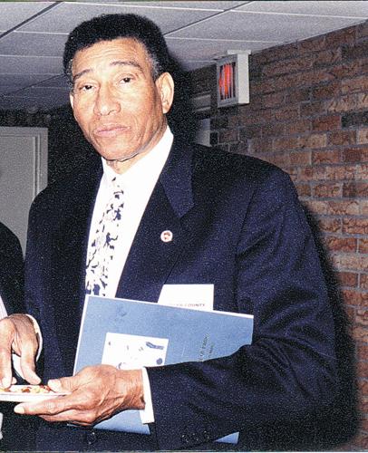 Julius McCoy funeral set; friends remember the Farrell great | Sports ...