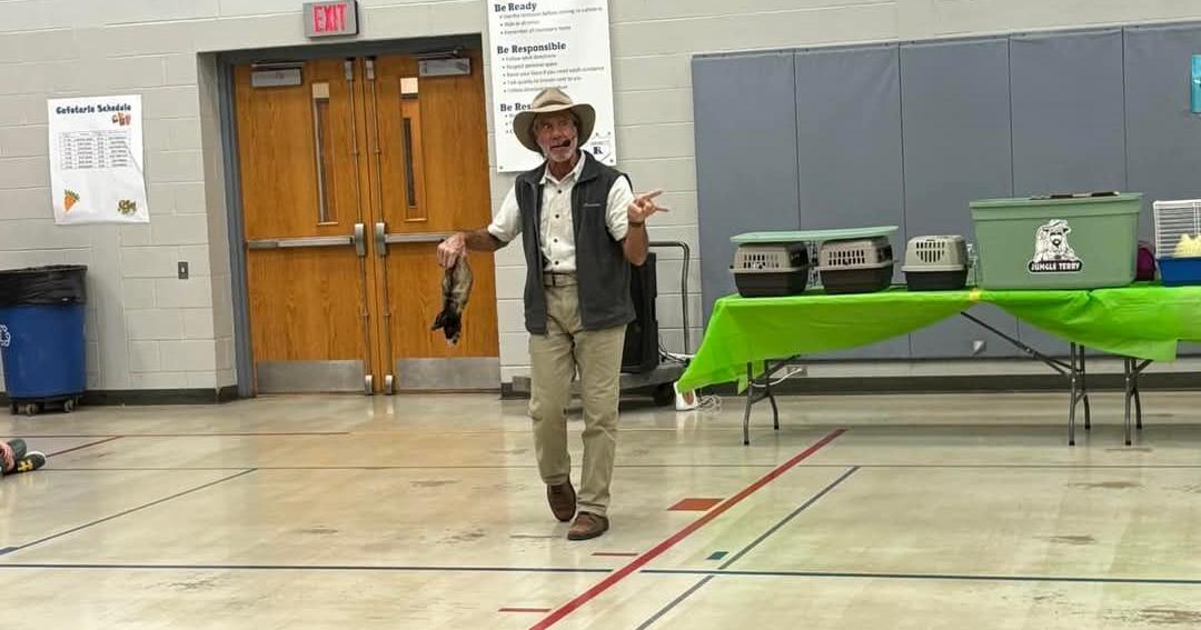 Jungle Terry visits Reynolds School District | News | sharonherald.com