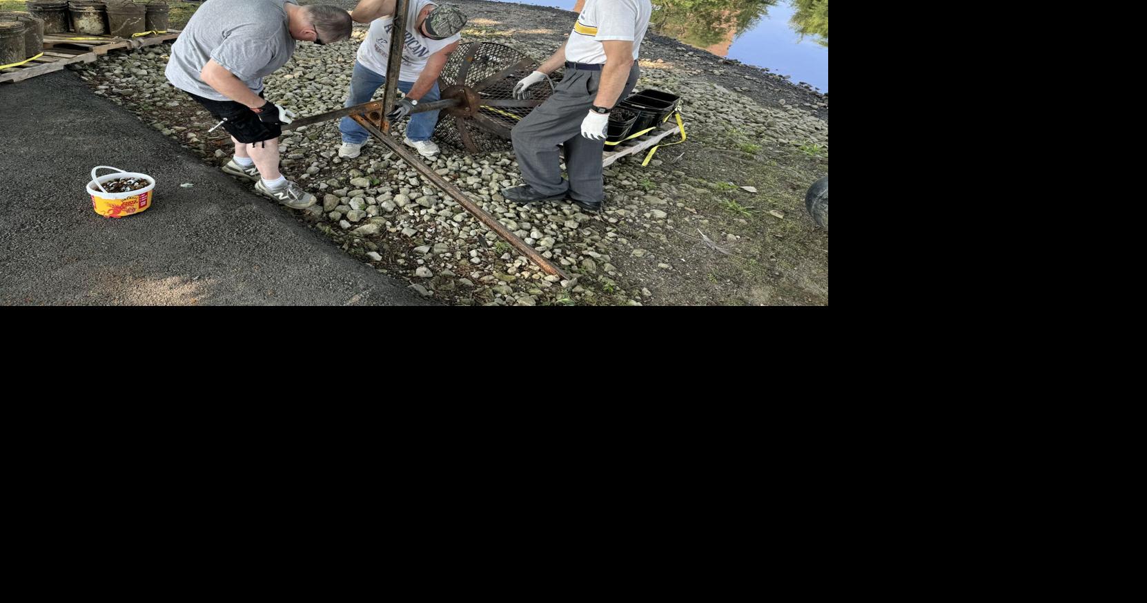 Braziers set up as WaterFire draws near | News | sharonherald.com