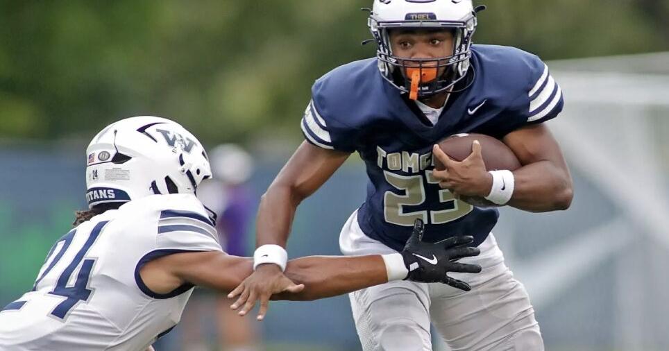 Tomcats score 2 TDs in final 2 minutes for 20-10 win over Saint Vincent ...