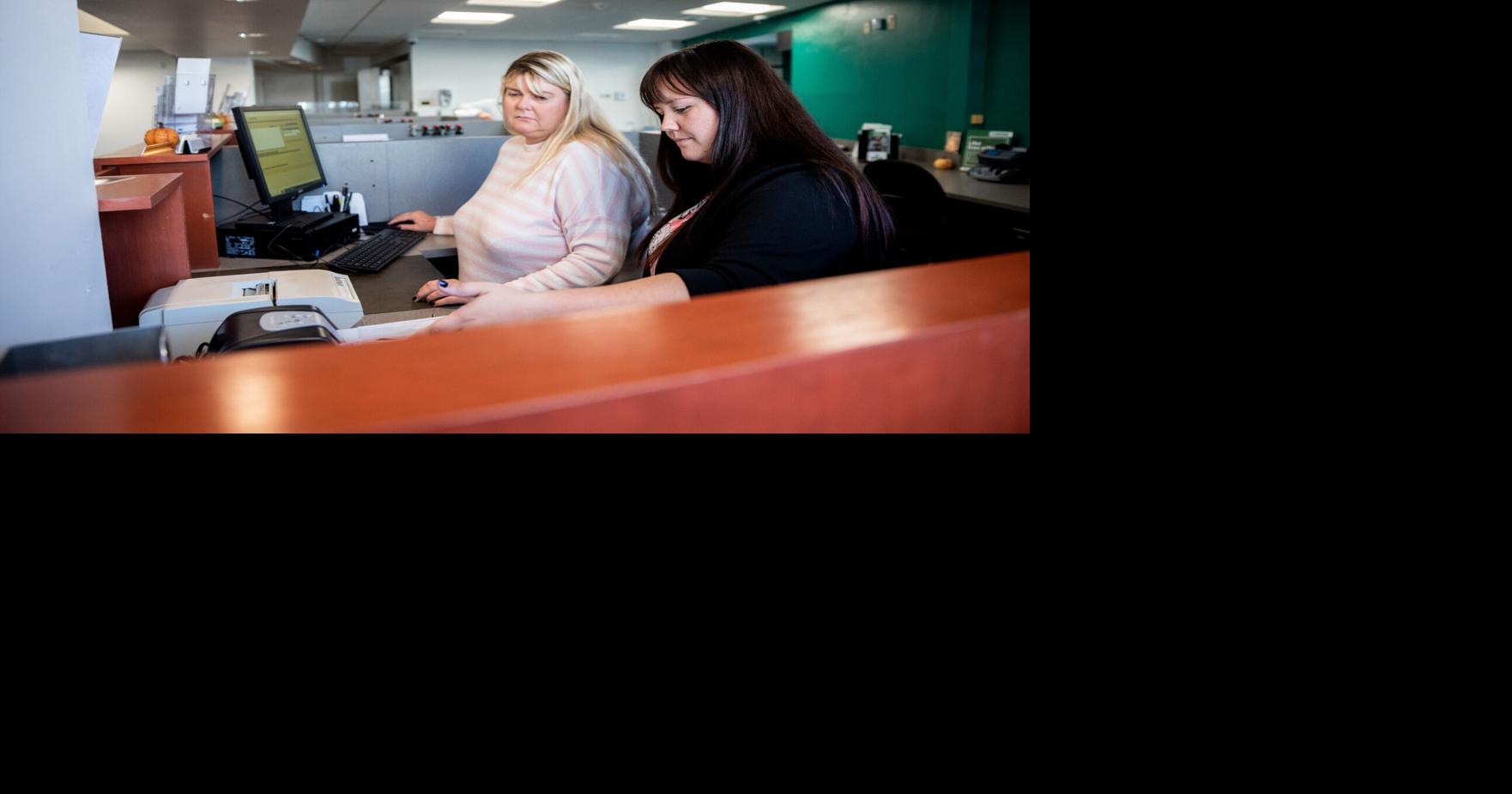 Customers welcoming MCSB's new Mercer's branch | News | sharonherald.com