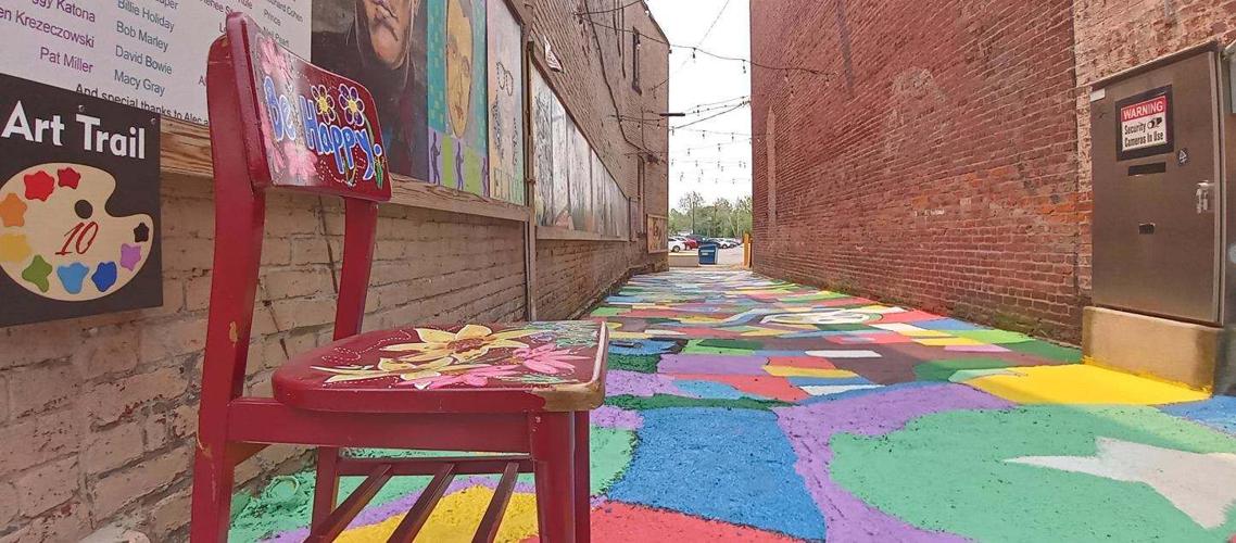 Random Interface Alley gets splash of color | News | sharonherald.com