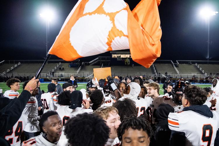 Kanan's game-winning field goal lifts Sharon past Hickory for District ...