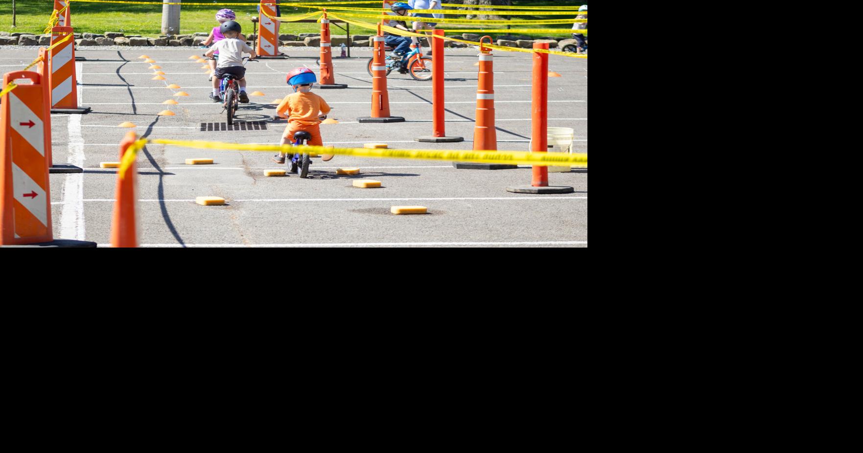 Multiple Kids in Course.jpg | | sharonherald.com