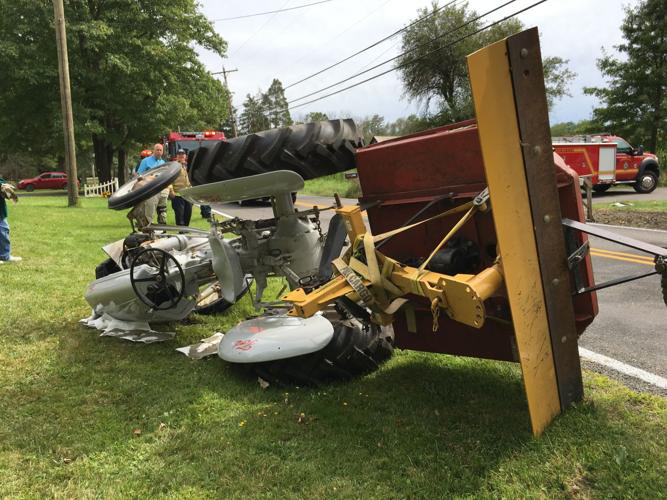Tractor rollover injures Hermitage man | News | sharonherald.com