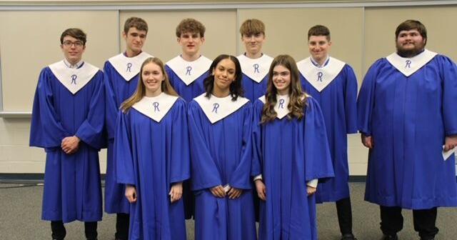 Reynolds High School inducts nine into National Honor Society ...