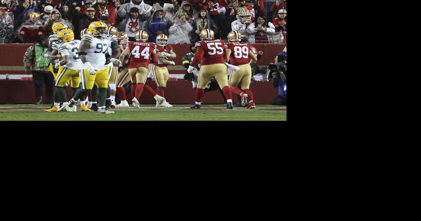 McCaffrey's 2nd TD rallies 49ers to 24-21 playoff win over the Packers ...