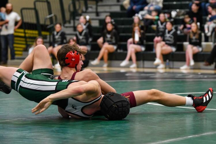 Bulldog Boys Wrestling Defeats James Buchanan | Valley Times Star | shipnc.com
