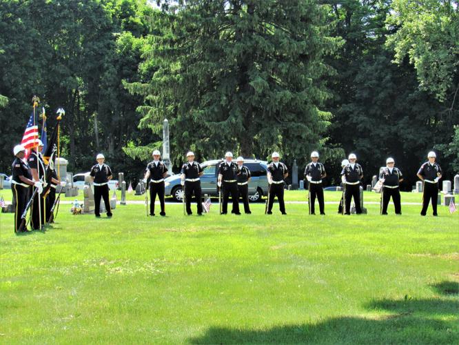 They died for our freedom: Spring Hill service commemorates Memorial ...