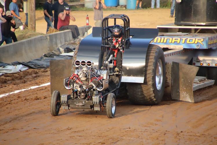 Locals put on a show at Interstate Truck and Tractor Pull at Franklin County Fair | Chambersburg ...