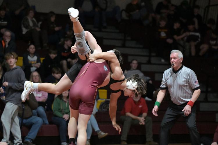 Bulldog Wrestling Stays Undefeated in League Matches | Valley Times ...