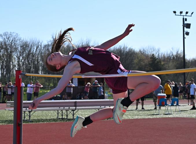 Breaking Records: Esther Reed breaks school record for shot put | Vts ...