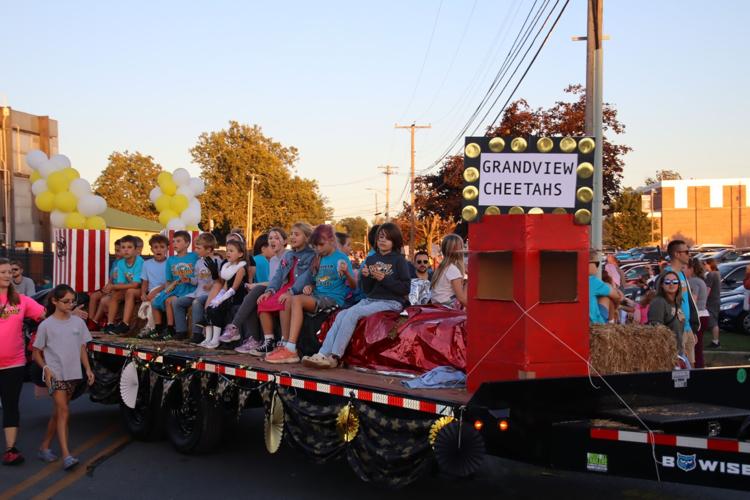 Chambersburg rolls out the red caret for 2025 Homecoming Parade ...