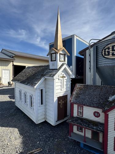 Tiny World-A Beloved Holiday Tradition to debut in Newville this ...