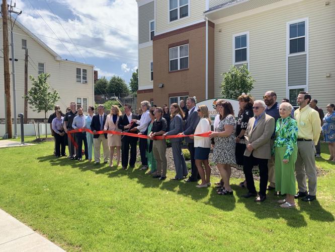 LUMINEST CUTS RIBBON FOR CITRUS GROVE SENIOR COMMUNITY | Valley Times ...