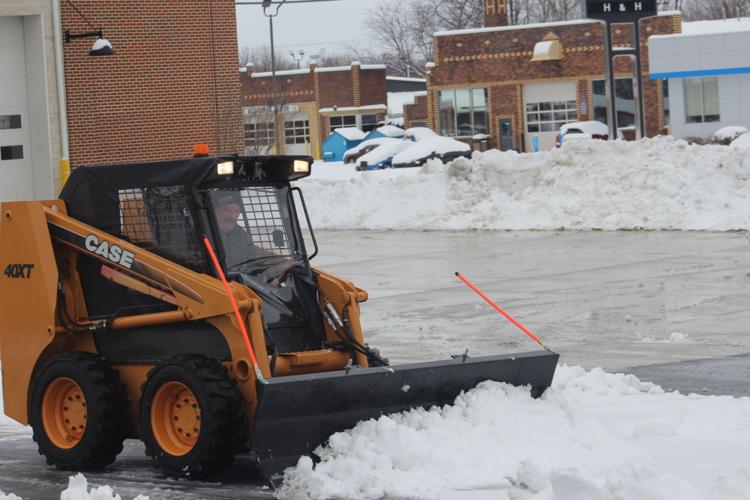 Stella dumps 10 inches of snow on Shippensburg | Local News | shipnc.com