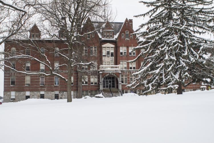 Stella dumps 10 inches of snow on Shippensburg | Local News | shipnc.com