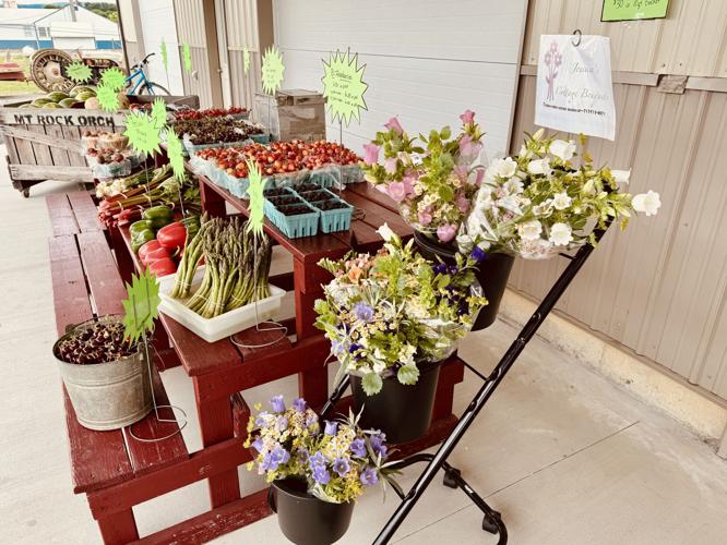 Mt. RockOrchards fruit stand has expanded & moved | | shipnc.com