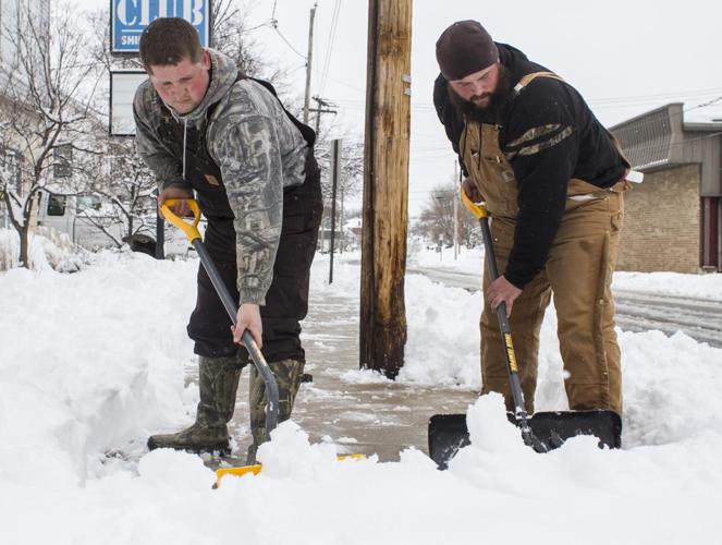 Stella dumps 10 inches of snow on Shippensburg | Local News | shipnc.com