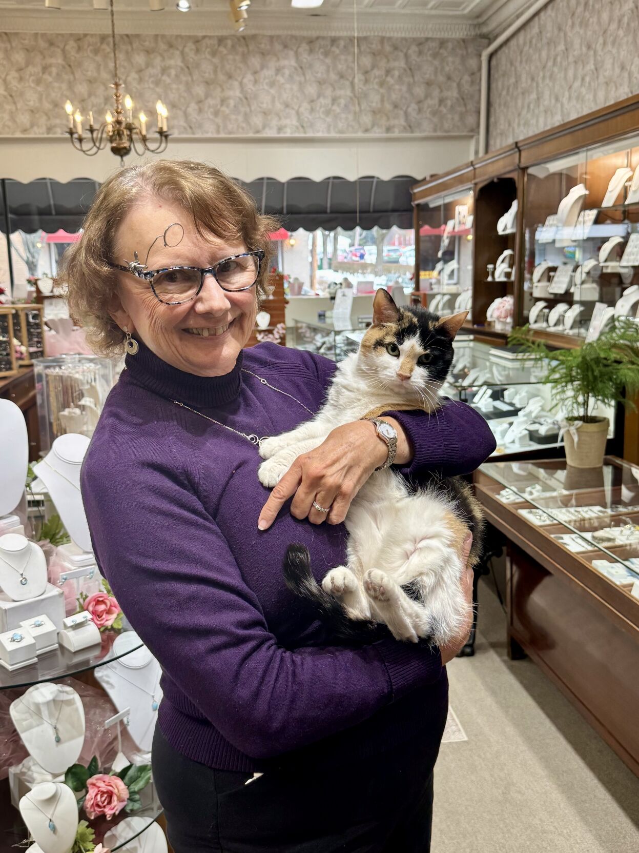 Ludwig's Jewelers offering Expressions of Love since 1877 ...