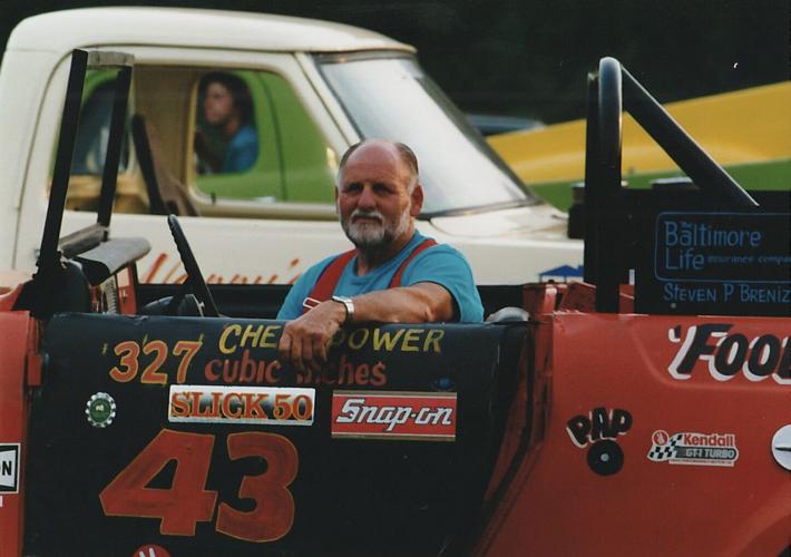 Tractor Pull remembers Paul & Doris Brenize | Community | shipnc.com