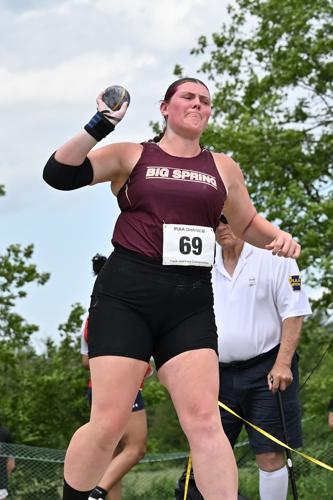 Bulldog Track Performs At Districts, Alia Mellott Medals | Valley Times ...