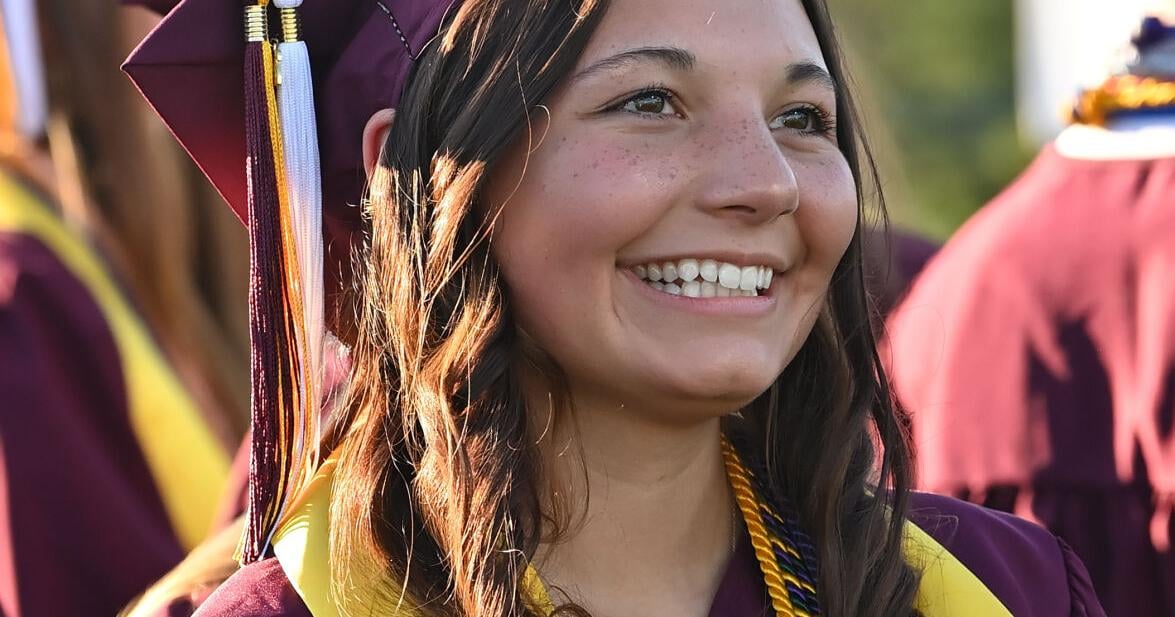 The Faces of Graduation | Valley Times Star | shipnc.com