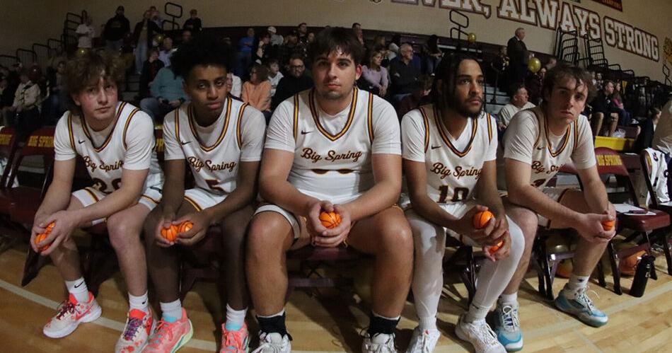 A successful Senior Night for Big Spring Bulldogs | Valley Times Star ...