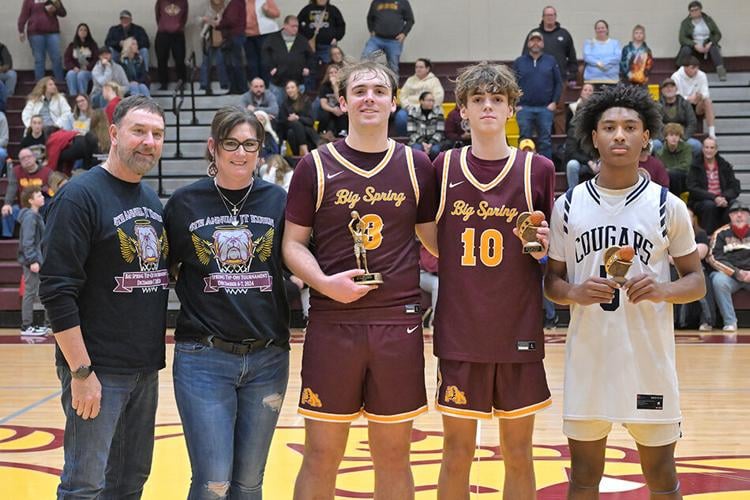 Sallie Times 2 Propels Bulldogs To Tournament Title | Valley Times Star ...