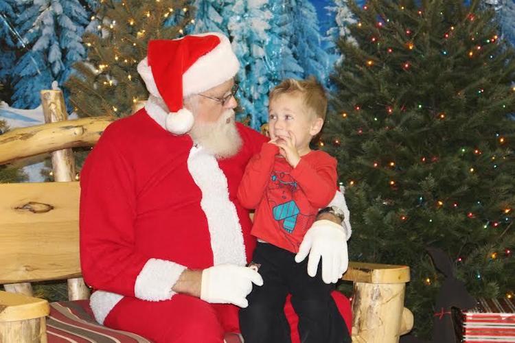 Spreading Christmas cheer: Remembering the area’s beloved Santa, Ronnie ...