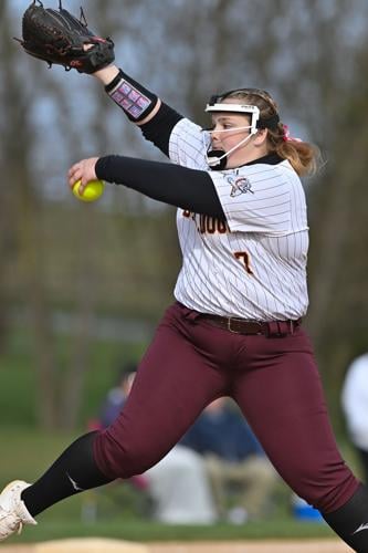 Bulldog Softball In Dominate Win | Valley Times Star | shipnc.com