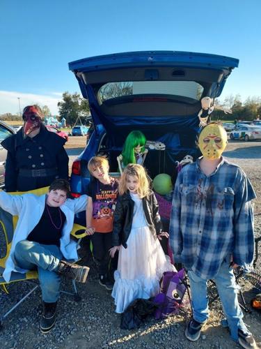 Creature Feature Weekend attracts lovers of horror to benefit Scares ...